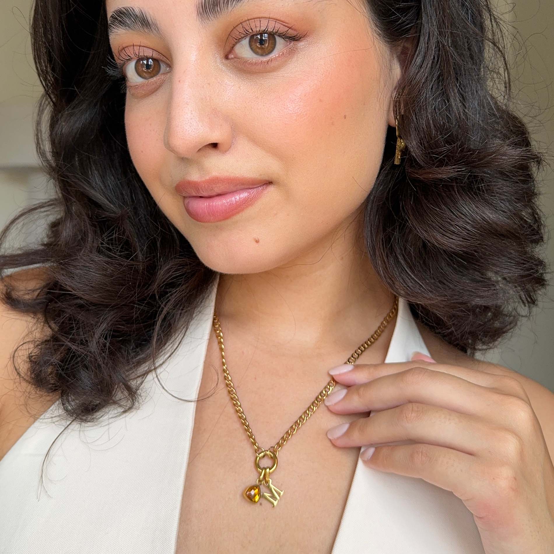 Letter & birthstone necklace gold – DUCETT